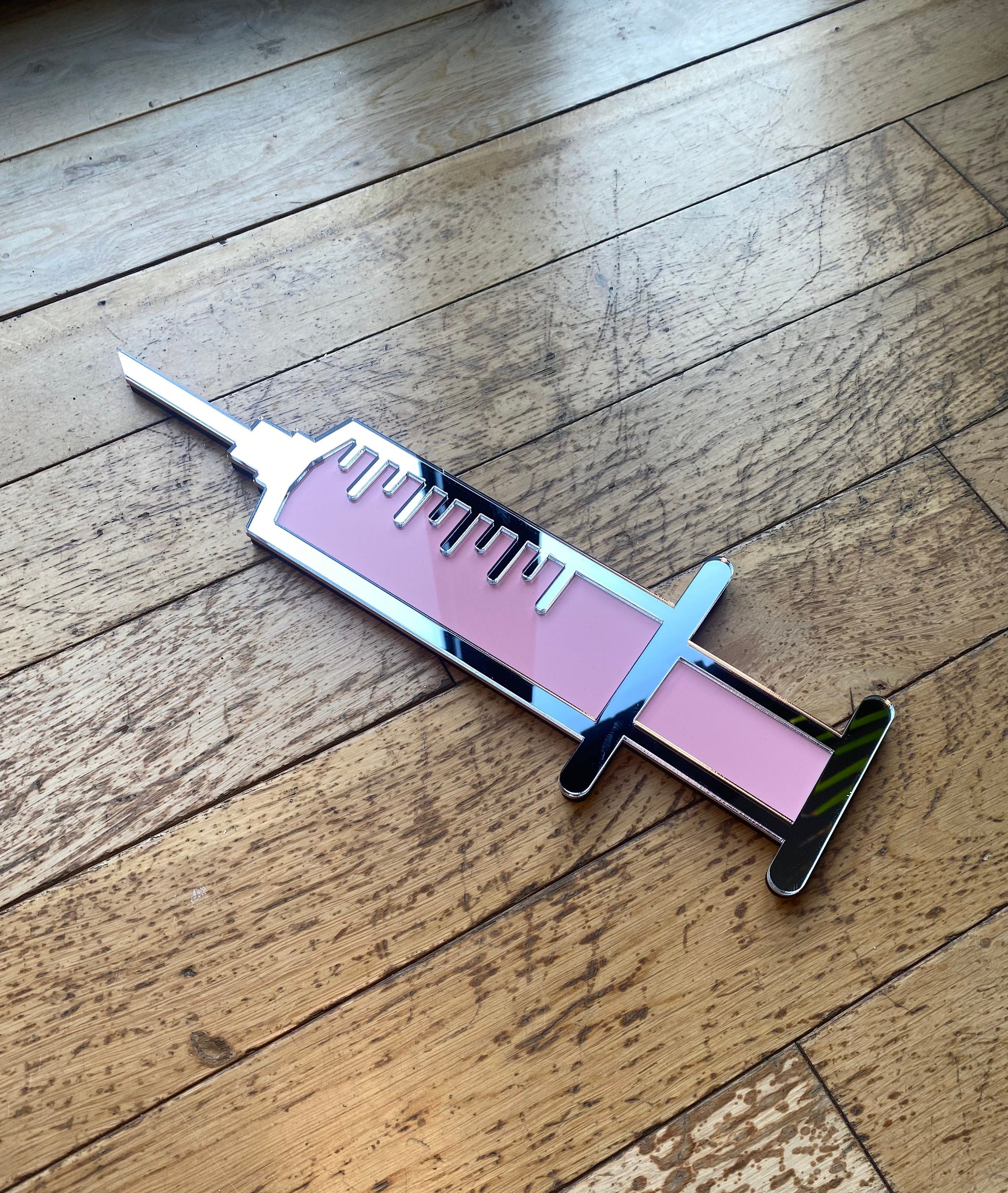LARGE SYRINGE Wall Decor, Aesthetics Decor, Syringe Wall Art – CREEDRevival